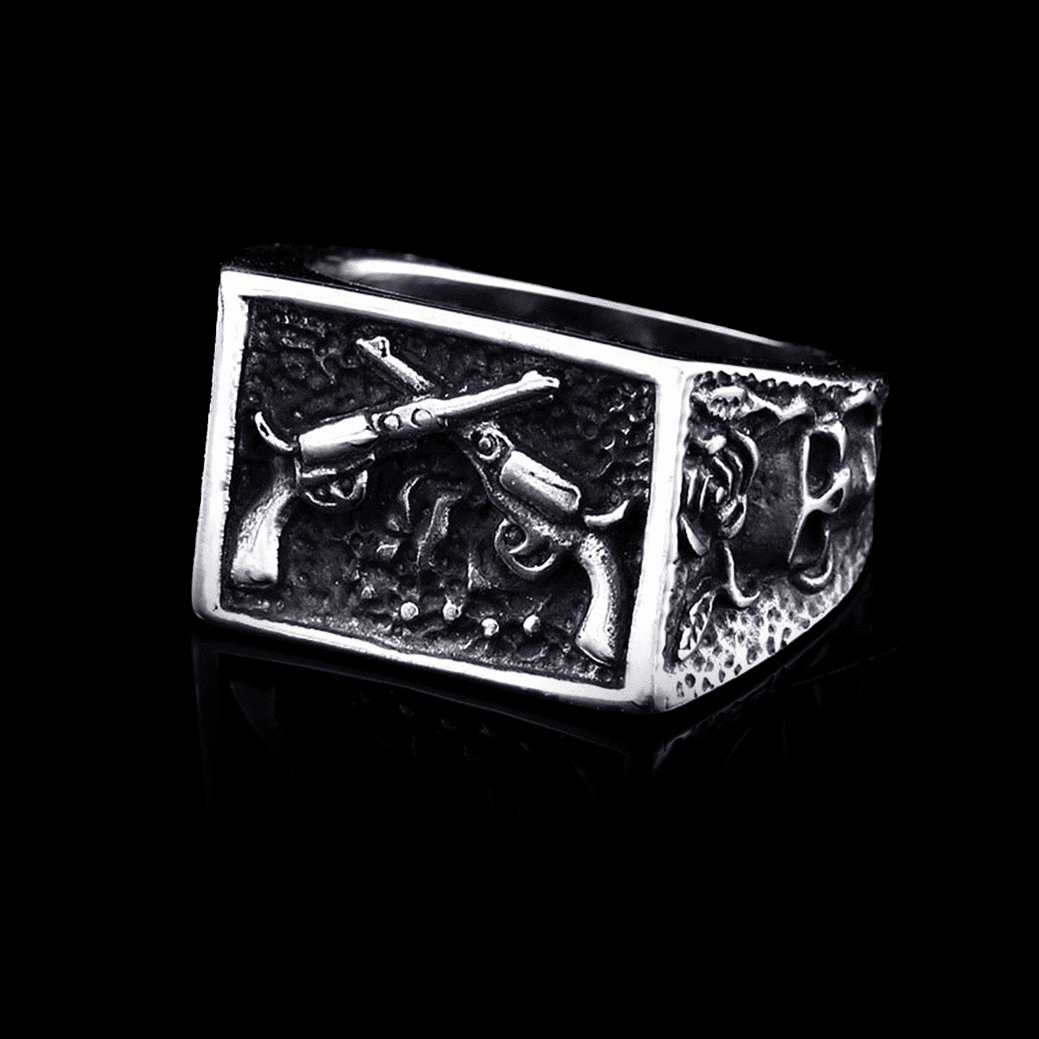 Double Gun Ring - Unleash Your Edgy Style – VillainsWear